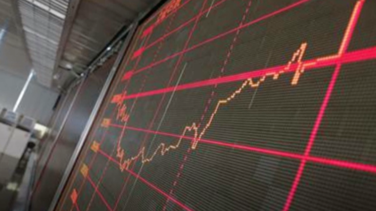 BÖRSE NEUESTE NACHRICHTEN: Benzin auf Tiefststand, aber Zentralbanken ...