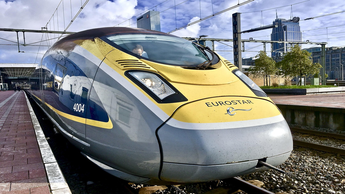 Caos Eurostar alla vigilia di Capodanno: treni sospesi tra Londra e l ...