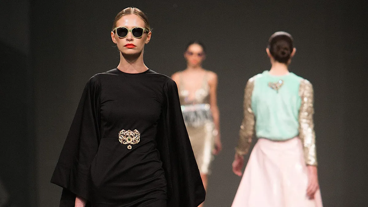 Fashion: Fashion shows as an economic lever in the luxury sector, war ...